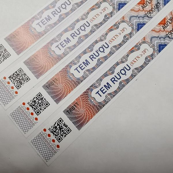Quality Waterproof Wine Label Stickers with Tear Resistant Permanent Adhesive Roll for sale