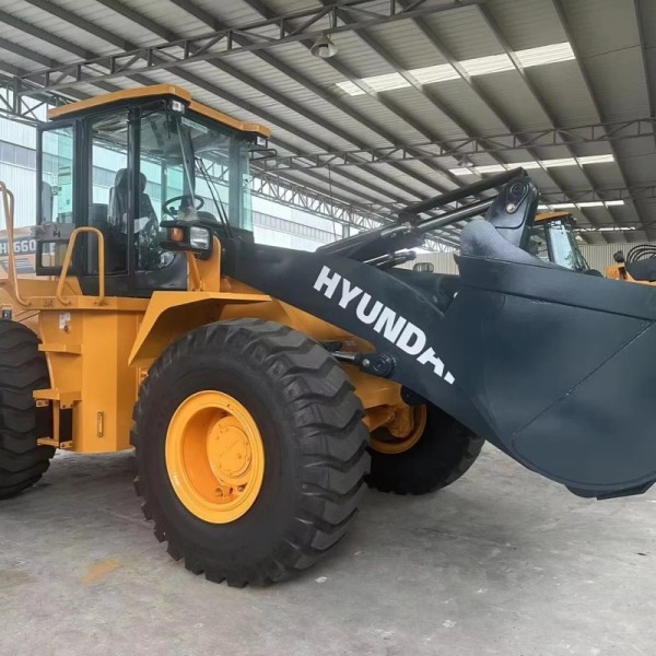 Quality Hyndai High-Performance Wheel Loader Hyundai Durable Construction Machinery for sale