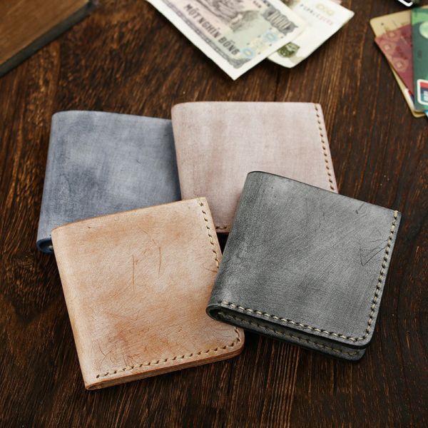Quality Nylon Lined Retro First-Layer Cowhide Hand-Stitched Small Wallet for Your for sale