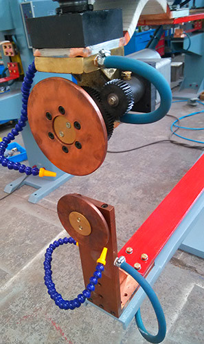Quality Automatic Resistance Welding Machine Circular Seam with 1500mm Arm Length for sale