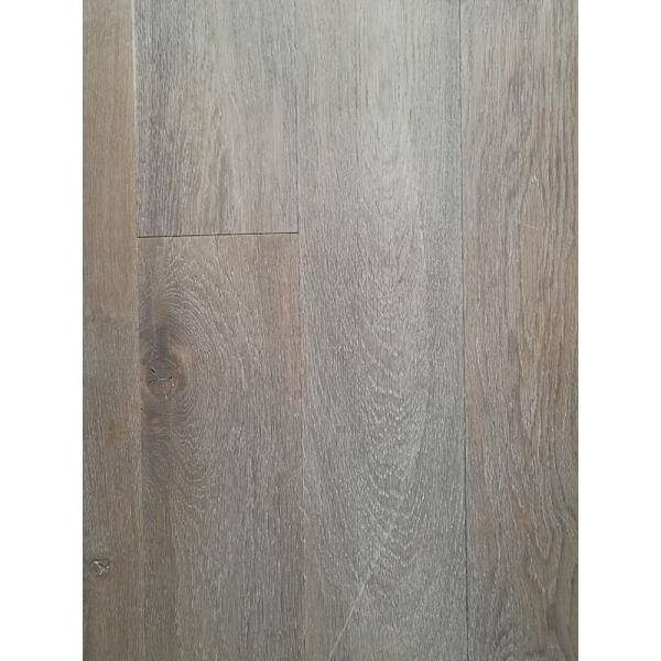 Quality white Oak HDF engineered wood flooring, HDF core, click system, different color for sale