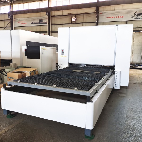 Quality Raycus 15000W Fiber Laser Cutting Machine Raytools With Exchange Table for sale