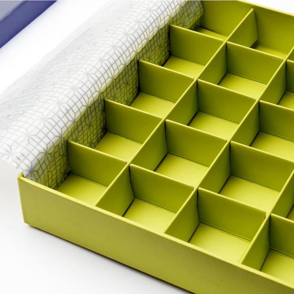 Quality Eco Friendly Paper Candy Macaron Gift Box Plastic Tray Lid Base for sale