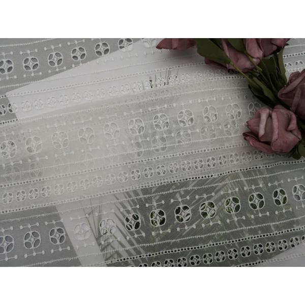 Quality 100 Yards Silk Embroidered Eyelet Fabric for sale