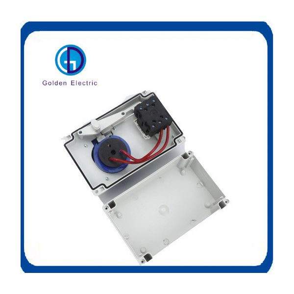 Quality Customized Request 16A 32A 3p 5p Industrial Receptacle and Switch with Interlock for sale