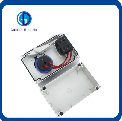 Quality IP44 16A 3p Receptacle and Switch with Interlock Device Contact Material Tinned for sale