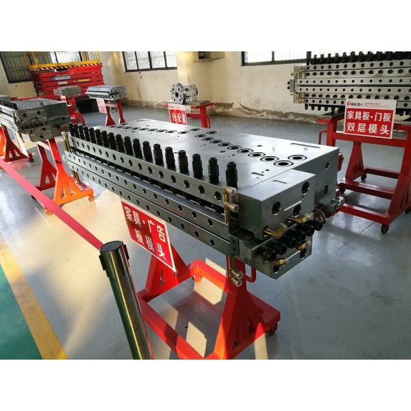 Quality 1000mm Wide P20 Single Channel Mould for Customizable Furniture Board Production for sale