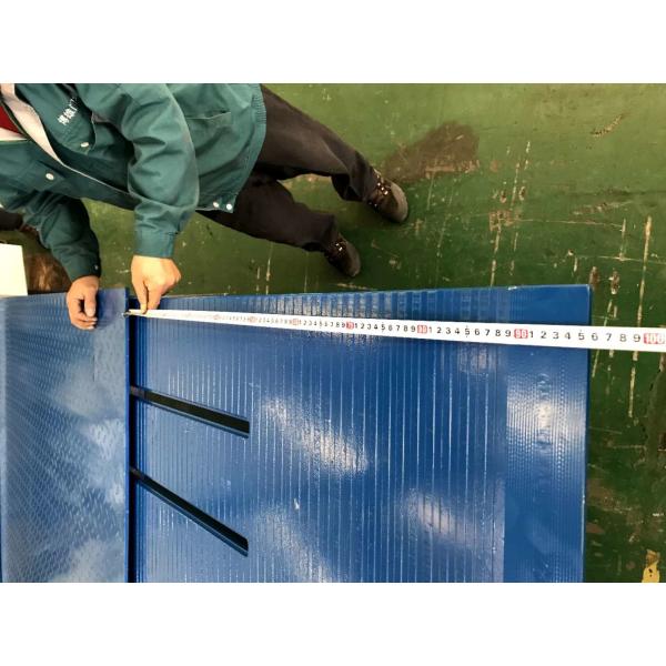 Quality Electric Telescopic Dock Levelers With Retractable Lip Extend Utmost Range To Vehicle Bed for sale
