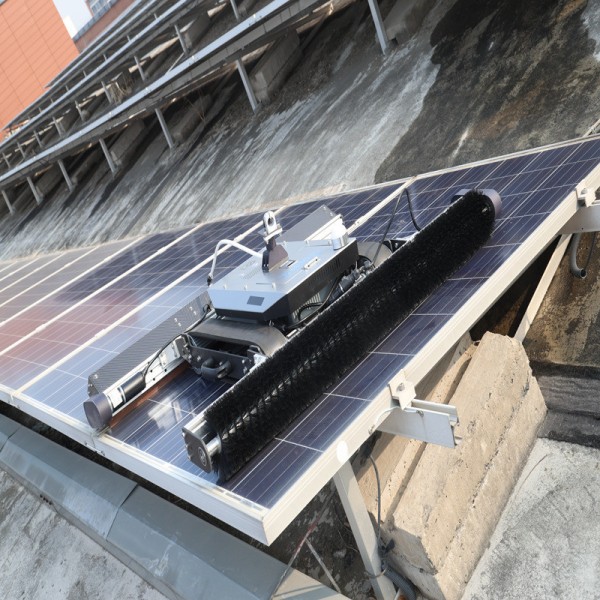Quality Solar Panel Cleaner Robot High Though Cleaning Solutions with Semi-automatic for sale