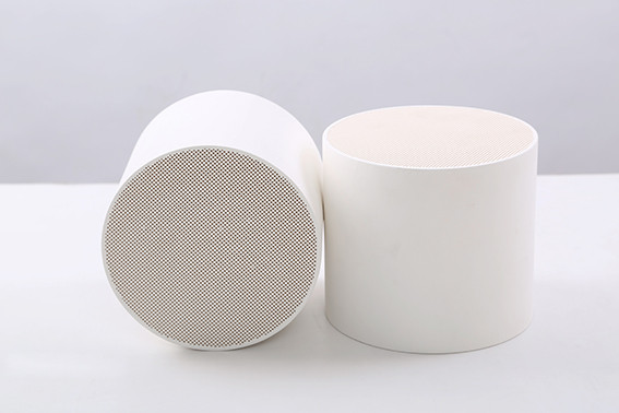 Quality Honeycomb Ceramic Catalyst DPF Substrate / 200CSI Catalytic Particle Filter for sale