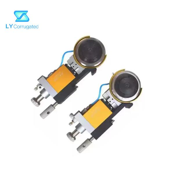 Quality 1000G/M2 Textile Machinery Accessories Air Pressure Blades 130 Type Pneumatic Knife Holders for sale