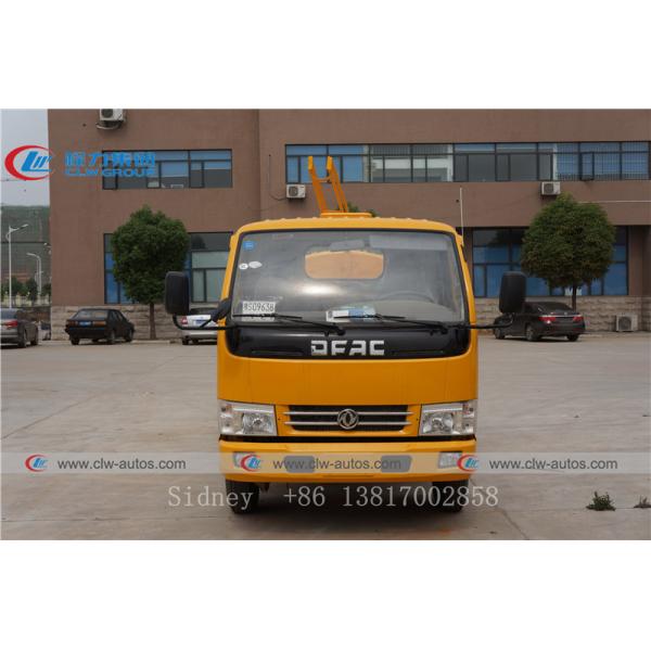 Quality Dongfeng 4X2 8000 Liters Vacuum Septic Tanker Truck for sale