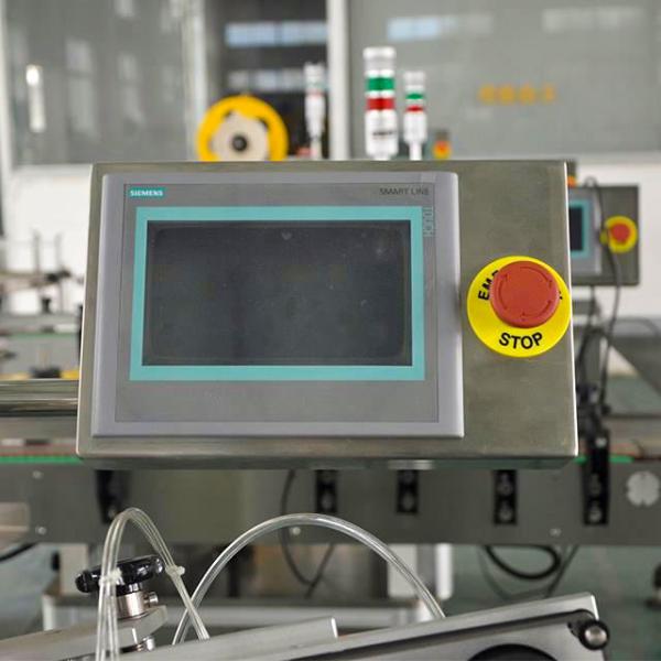 Quality Shrink Sleeve Automatic Label Applicator Machine For Tape Shrink Wrapping for sale