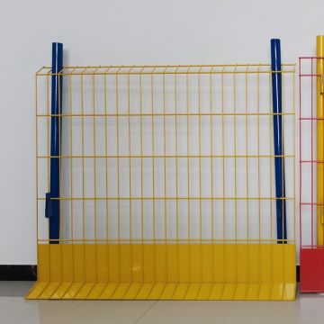 Quality Galvanized And Pvc Coated 6/5/6 Double Wire Fence Horizontal for sale