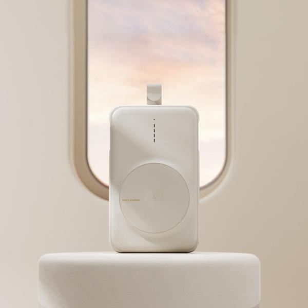 Quality Li Polymer Magnetic Power Bank Quick Charging 10000mAh Wireless Output for sale