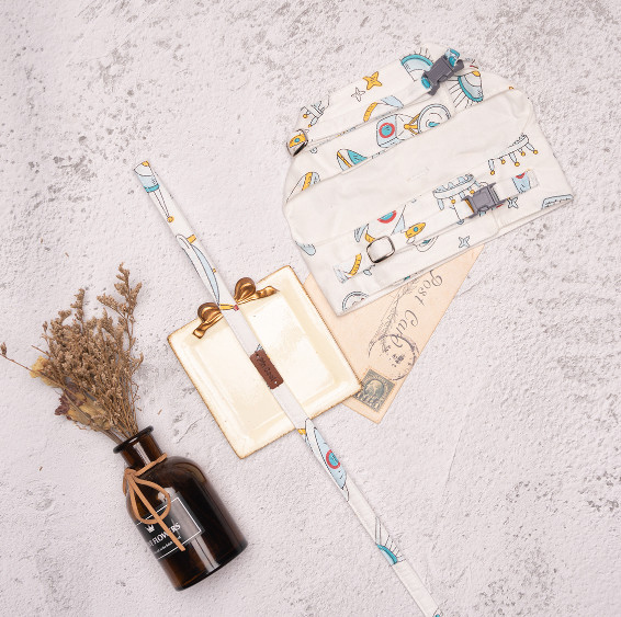 white cat harness
