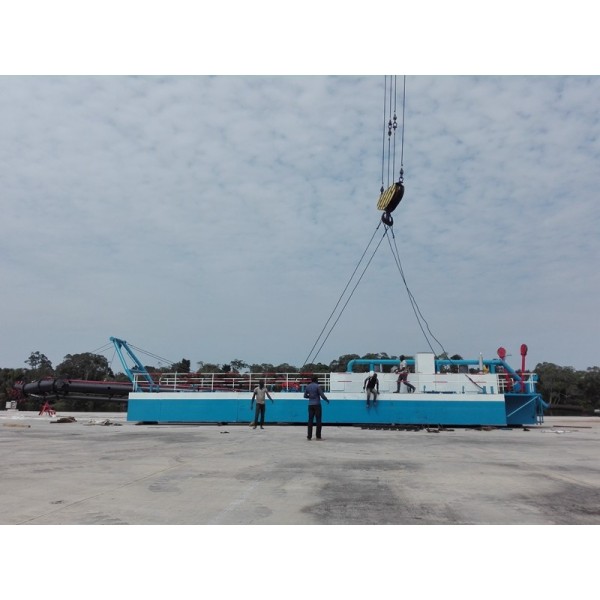 Quality Simple Jet Suction 1500m3/H 15m River Dredger Machine For Sand Dredging for sale