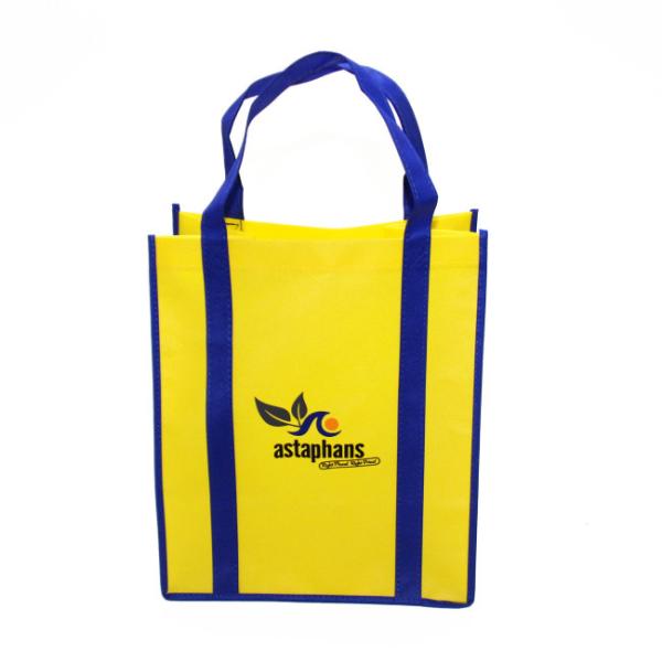 Quality Seaming Customized Non Woven Shopping Bag , Laminated Non Woven Tote Bag Yello for sale