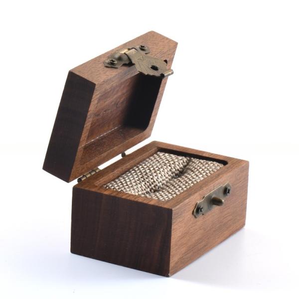 Quality Walnut Wooden Ring Box Solid Wood Packaging Boxes Custom Logo 60*40*36mm for sale