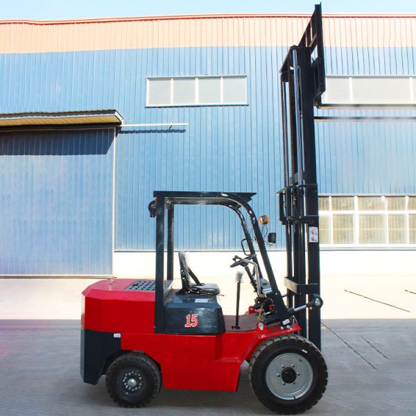Quality Chinese Supplier New Forklifts 1.5 Ton Diesel Multifunctional Mini Diesel Forklift Truck Price With Euro5/EPA for sale
