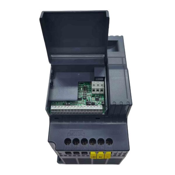 Quality 5.5KW Single Phase Motor Vfd 380v  Senseless Flux Vector Control for sale