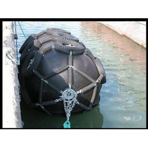 Quality Dia 1200mm Roughened Pneumatic Marine Rubber Fenders Tire Chain Mesh 2000mm for sale