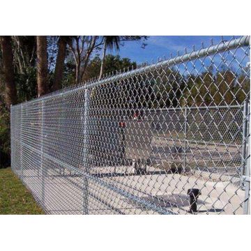 Quality 8ft 2in Galvanized Cyclone Chain Link Wire Mesh Fencing For Airport for sale