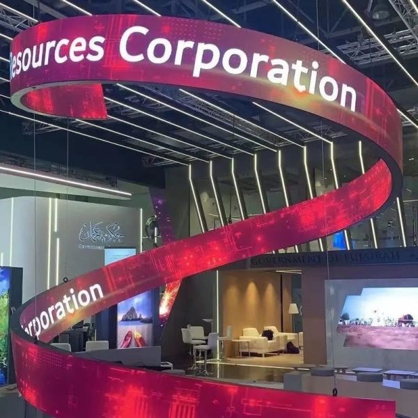 Quality Lionled P1.25 Indoor Flexible Led Display For Buildings With Special Shape for sale