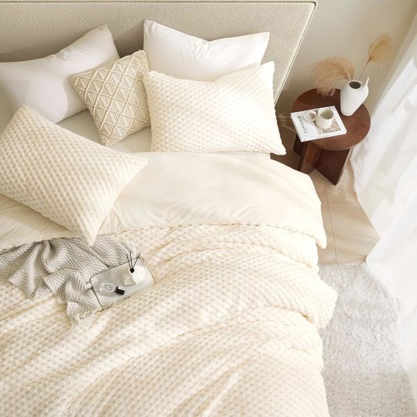 Quality Comforter Set - Waffle Pineapple Sherpa and Lush Lamb Fleece with 3D Soft Polyester Filling for sale