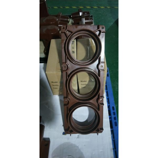 Quality 17.5kV Epoxy Resin Conjoined Wall Bushing Fix Busbar In Switch Cabinent for sale