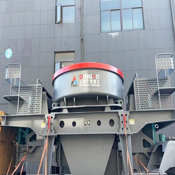 Quality Professional of VSI 1140 Sand Make Machine Vertical Structure and Speed Grinder Theory for sale
