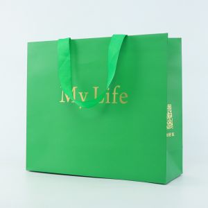 Quality Luxury Gift Custom Logo Paper Bag With Rope Handle for sale