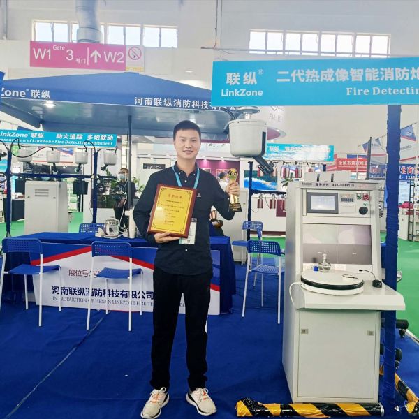 Quality Wide Range Water Jet 0.6MPa Electric Fire Monitor 30s Auto Positioning for sale