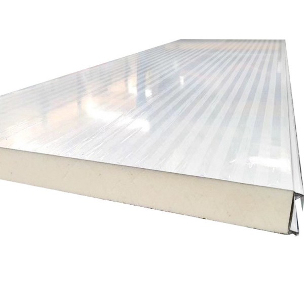 Quality Warehouse White Insulated PU Sandwich Roof Panel With Seamless Connection for sale