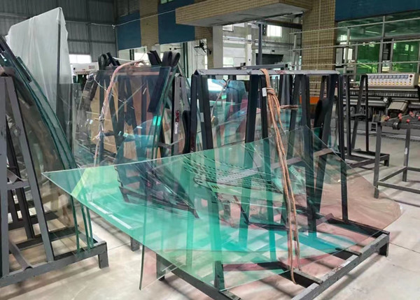 Quality Solid Dichroic Glass Panels , 5mm Dichroic Laminated Glass for sale