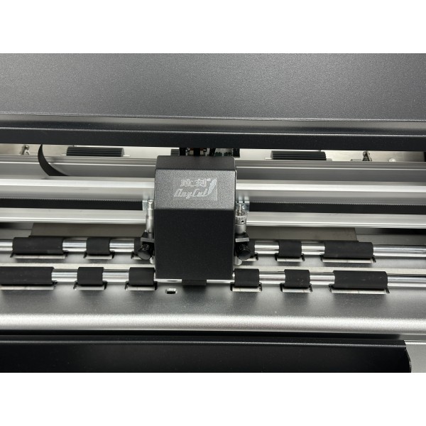 Quality STD350 Double-Head Sticker Cutting and Creasing Die Cutting Machine With CCD for sale