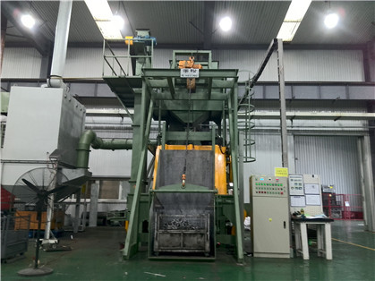 Quality Crawler Belt 0.5m3 Industrial Shot Blaster Metal Casting for sale
