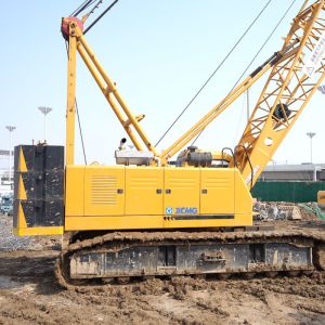 Quality XGC150 150T Crawler Crane XCMG Crawler Lattice Boom Friction Crane for sale