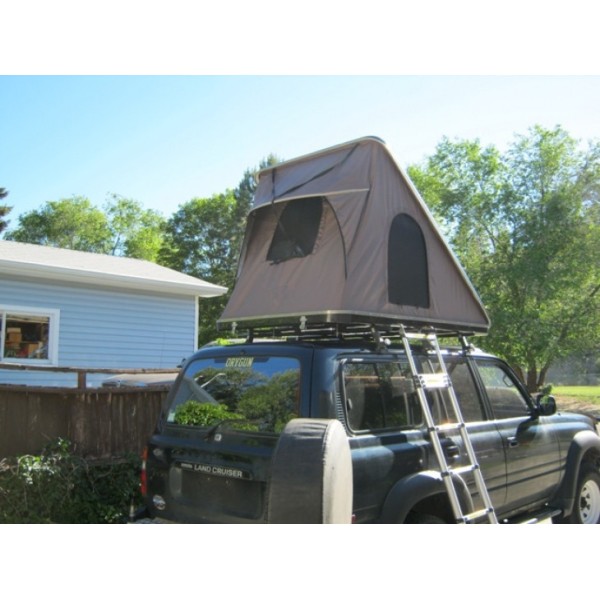 Quality Off Road 4x4 Automatic Roof Top Tent Triangle Shaped One Room Structure for sale