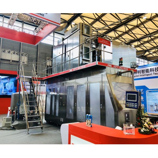 Quality 16000 PPH 200ml Slim Aseptic Carton Filling Machine with Straw Applicator for for sale