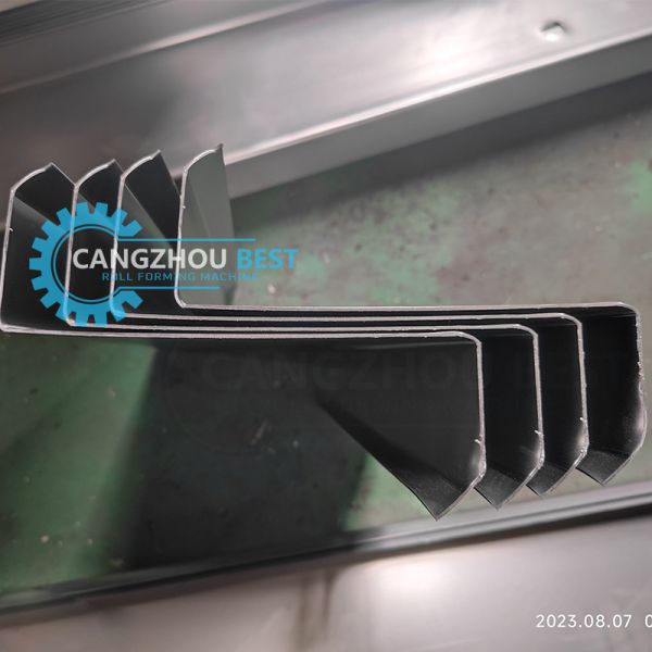 Quality C Z Interchange Purlin CE Channel Roll Forming Machine Automatically Change Size for sale