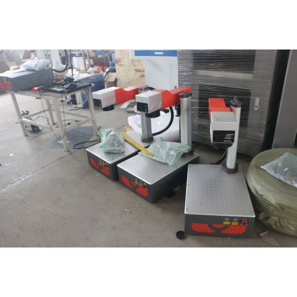 Quality Desktop Mini Fiber Laser Nameplate Marking Machine 20W 30W With Rotary Axis for sale