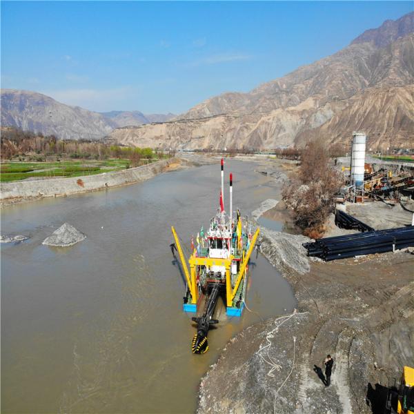 Quality 9000m3 Pump Water Flow Full Automatic Hydraulic 26inch Cutter Suction Dredger for sale