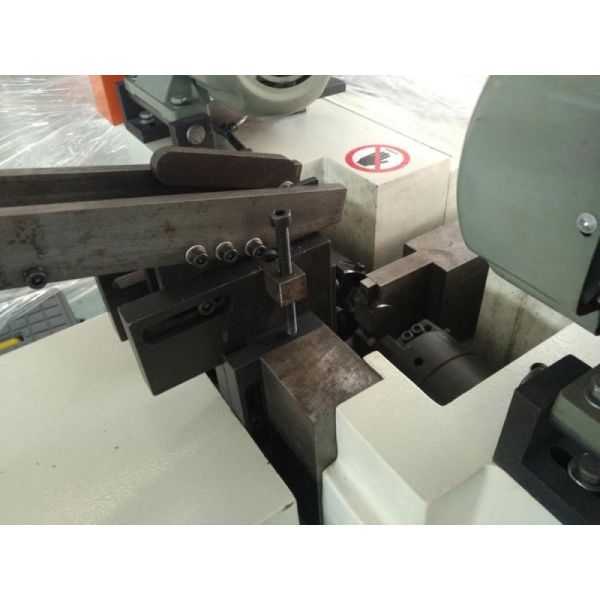 Quality Precision End Chamfering Machine Dual Head Round Tube/Round Rod Chamfering Mill for sale