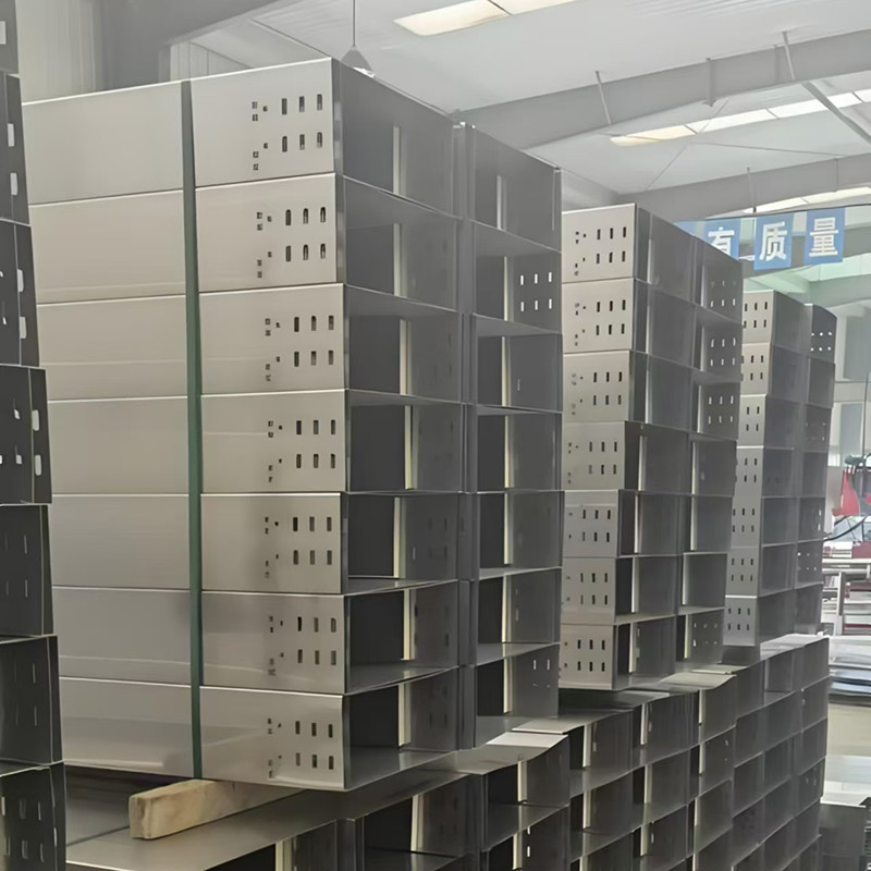 Straight slot type aluminum cable tray