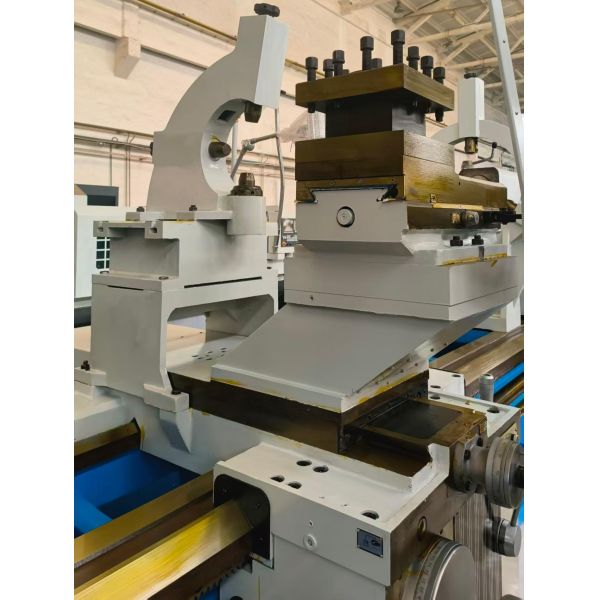 Quality 6-Ton Heavy Duty Large Diameter Lathe CW61160: Stable Precision For Large for sale