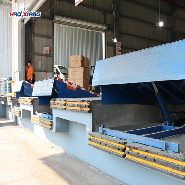 Quality Fixed Hyd Container Dock Leveler 10000kgs Truck Dock Plate for sale
