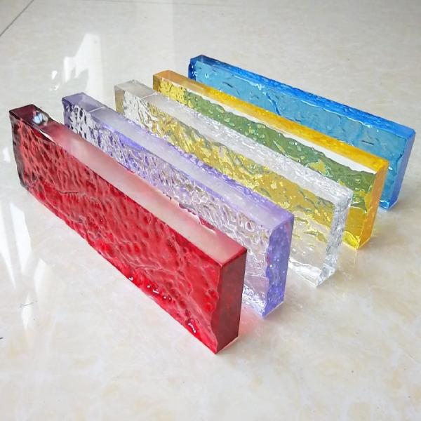 Quality Artistic Textured Glass Brick Blocks for Residential and Commercial Projects for sale