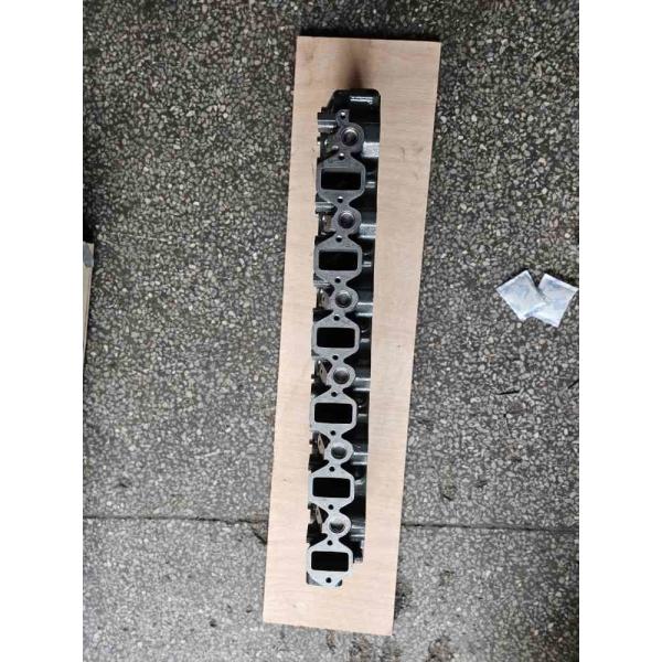 Quality ME051714 Mitsubishi Engine Cylinder Head Model 6D34 Material Casting for sale