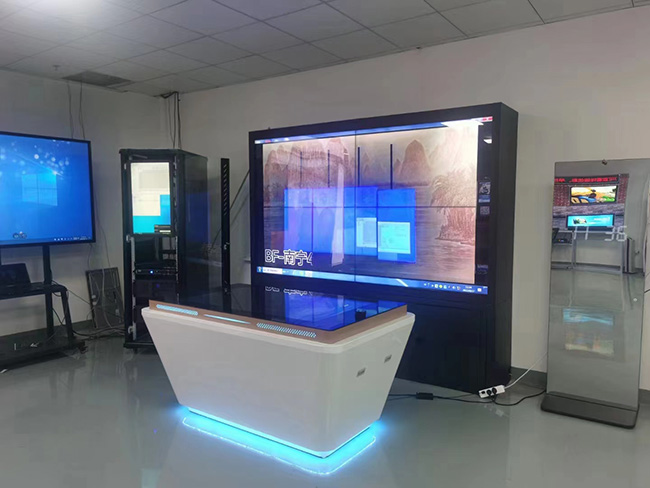 55 Inch Windows LCD Touch Screen Monitor Display Game Table, Golden Object Recognition